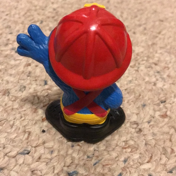Hasbro | Toys | 20 Hasbro Sesame Street Workshop Grover Fire Fighter ...